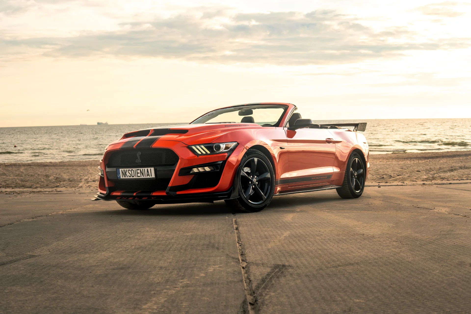 Ford Mustang Cabrio - Nuoma | Nekasdieniai.lt